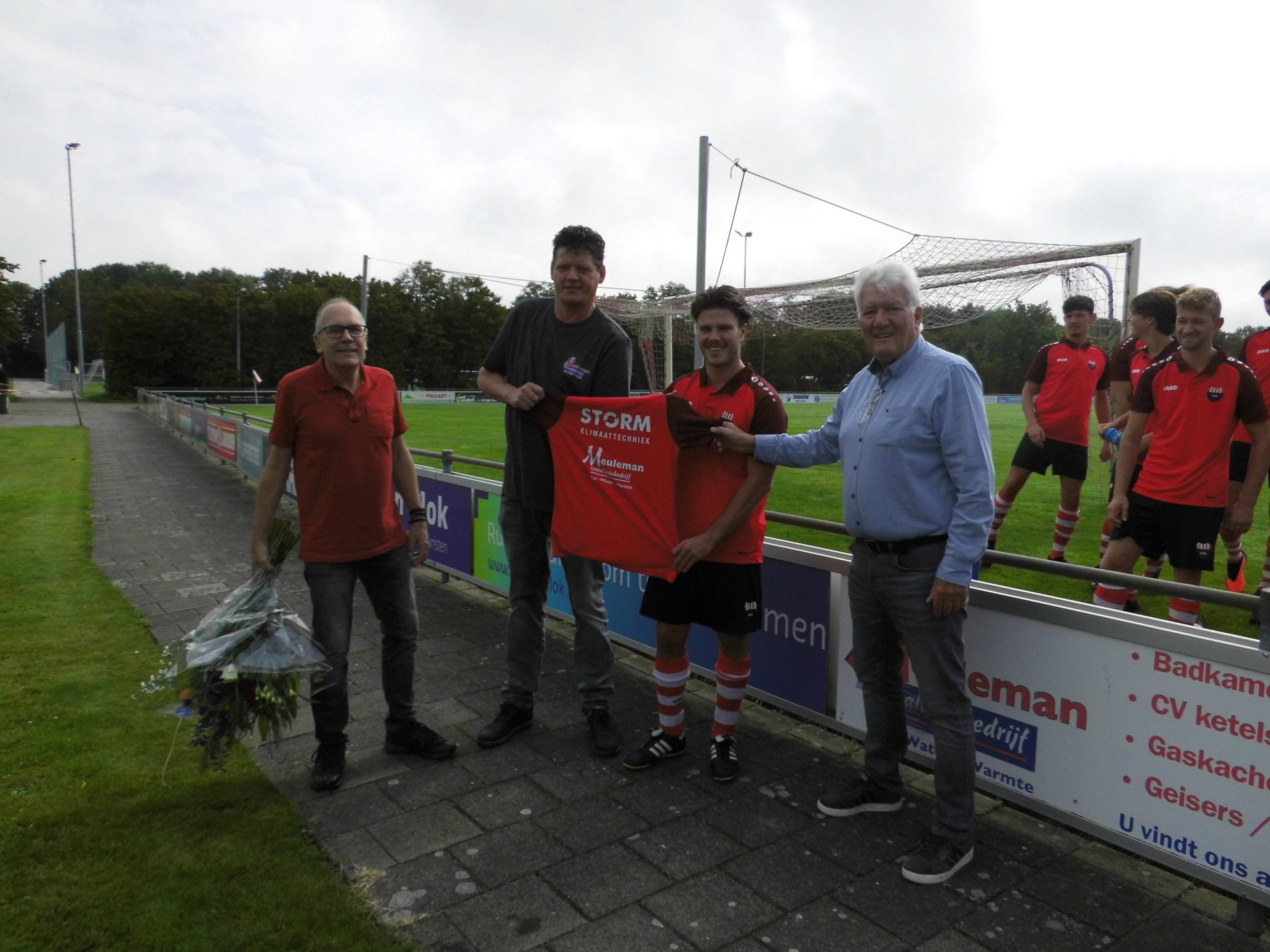 WFB-3 nieuwe polo's gesponsord door Installatiebedrijf Meuleman & Storm ...