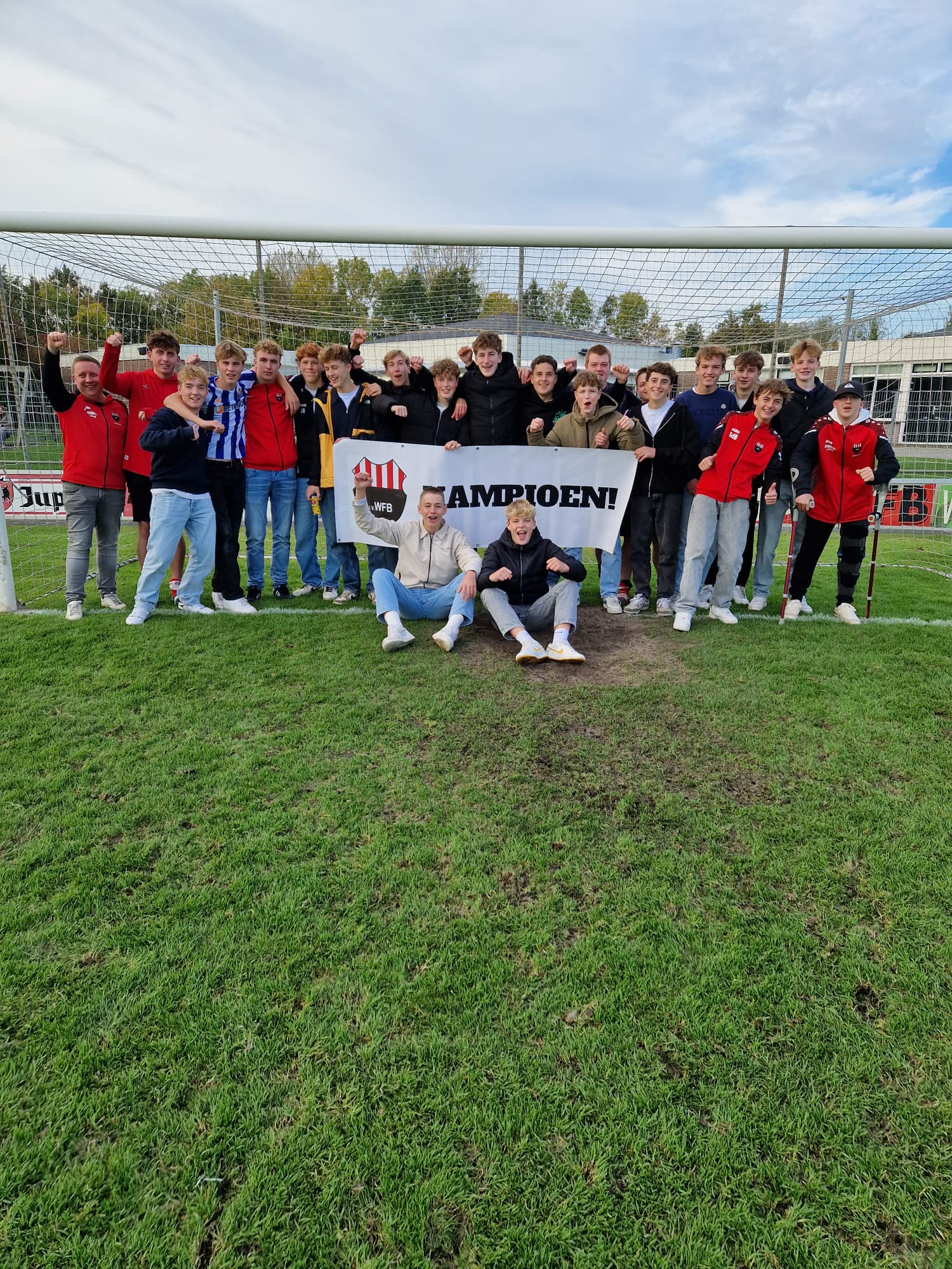 Maar liefst 3 kampioenen bij WFB! | Voetbalvereniging WFB Ouddorp